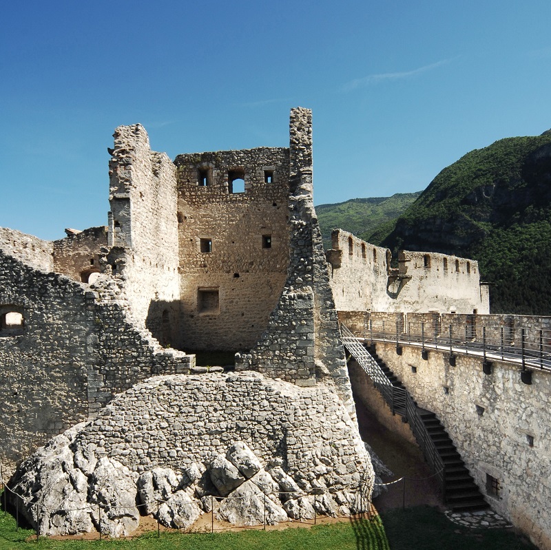 Di casella in casella a Castel Beseno | Il Trentino dei Bambini