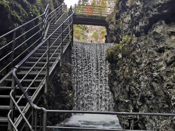 Passeggiata al Burrone e Lago Smeraldo! | Il Trentino dei Bambini